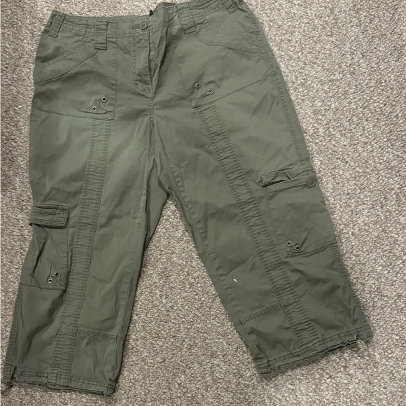 Style & Co. | Pants & Jumpsuits | Olive Capri Pantsolive Color | Poshmark